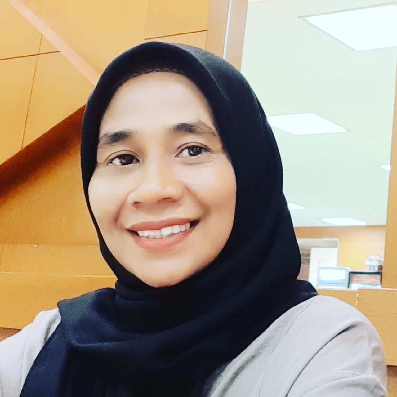 Dr. Cut Maila Hanum, Ketua STIK - Sekolah Tinggi Ilmu Kehutanan Pante Kulu